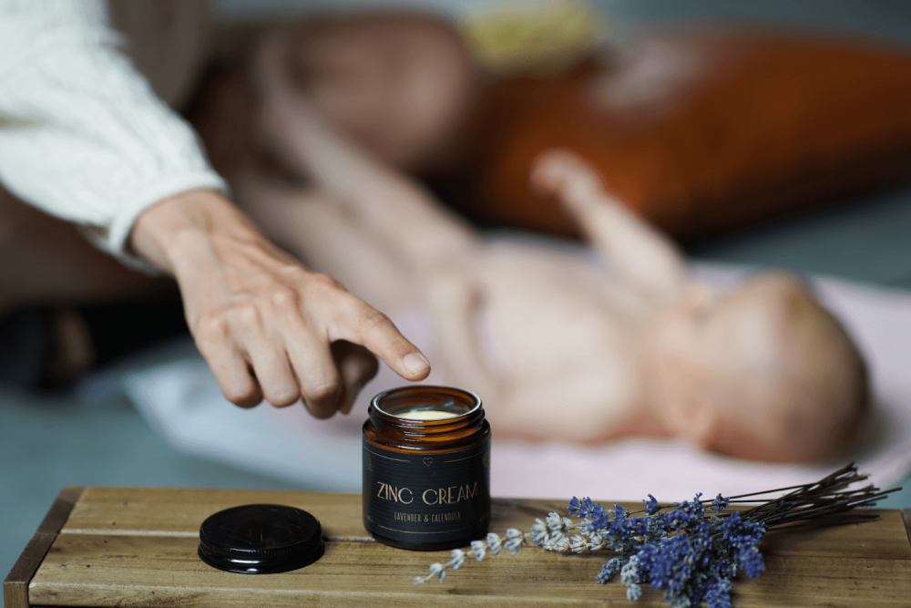 Zinková mast - pomoc na akné, opruzeniny a 5 kožních problémů